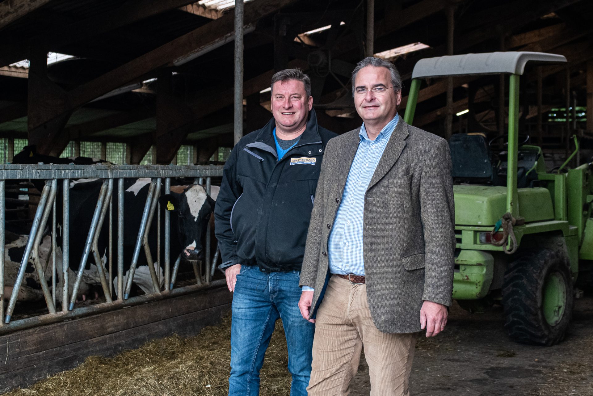 Makelaardij Hoekstra staat met beide benen in het agrarische werkveld ... Makelaardij Hoekstra staat met beide benen in het agrarische werkveld ...